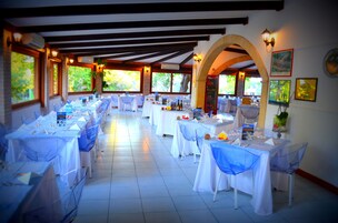 Almoço e jantar