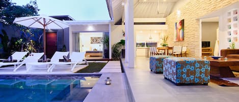 Villa Familiar, 4 quartos | Piscina | Piscina exterior