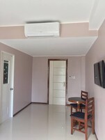 Quarto Twin Deluxe | Refeições no quarto