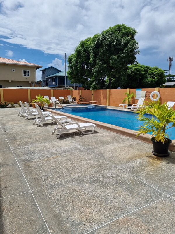 Ri'biero's Holiday Apartments - Tobago