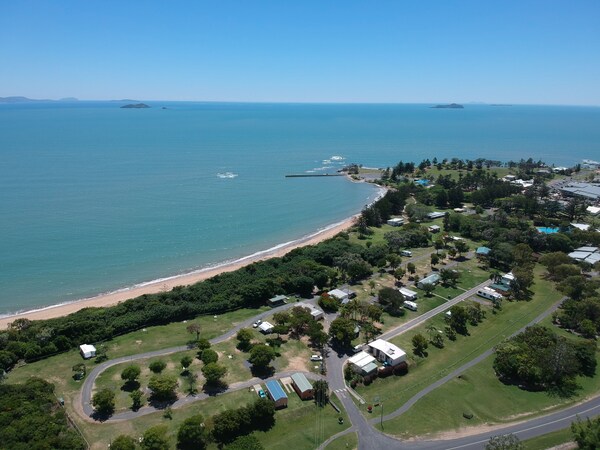 Tasman Holiday Parks - Fisherman's Beach - Emu Park
