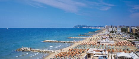 Uma praia privada nas proximidades