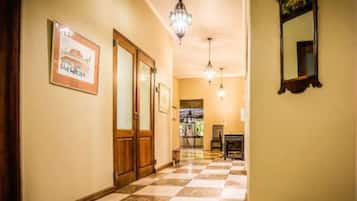 Entrada (vista interior)