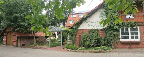 Hotel & Restaurant Brackstedter Mühle - Wolfsburg