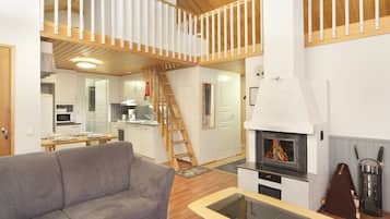 Apartamento, 2 quartos, sauna | Lareira