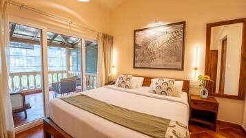 Reef suite | Roupa de alta qualidade, minibar, com decoração personalizada