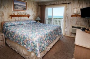 Condo, 2 quartos, de frente para o oceano | Individualmente decorados, individualmente mobiliados, roupa de cama