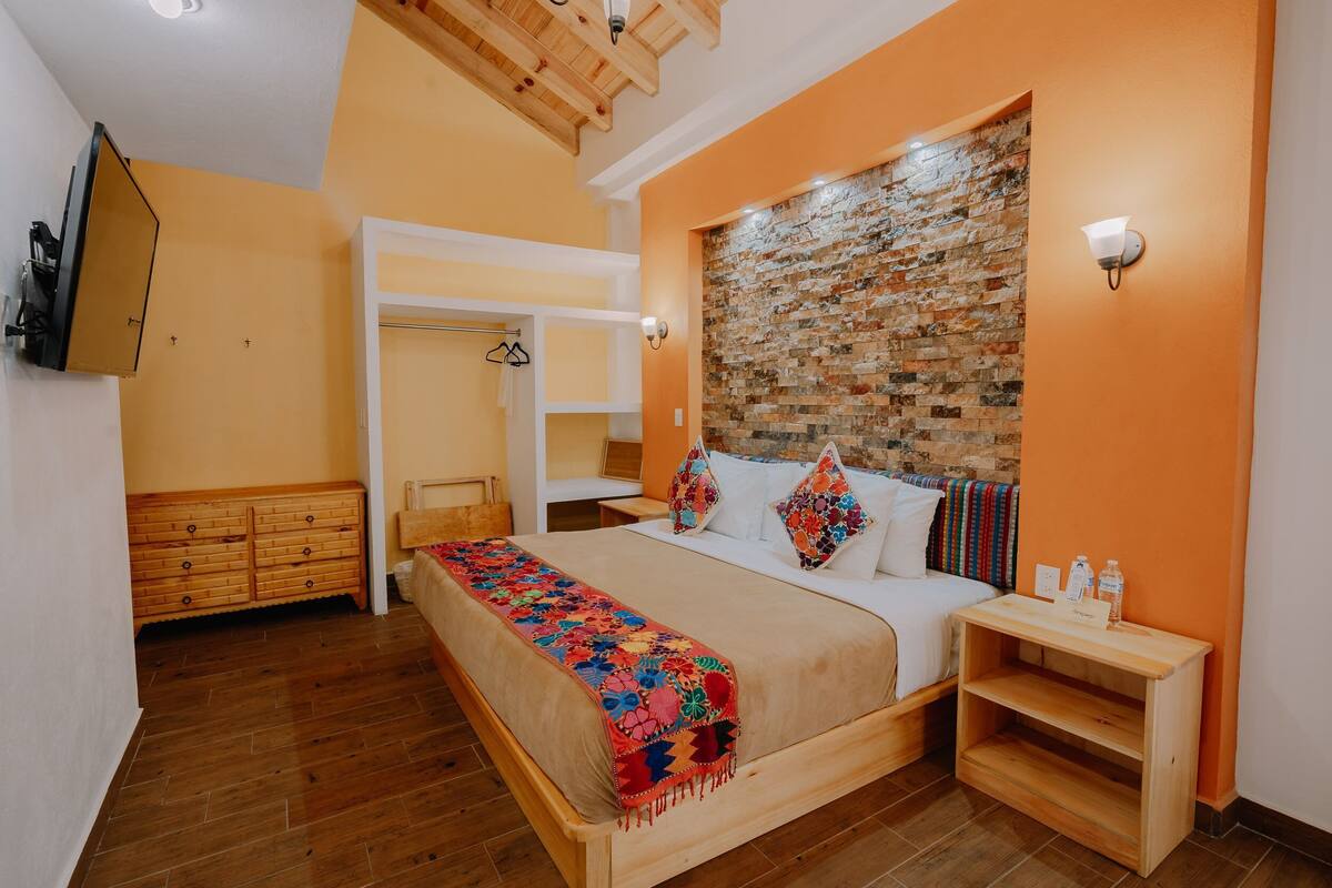 Ferro/tábua de engomar, Wi-fi grátis, roupa de cama fornecida