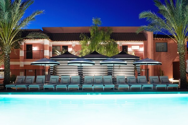 Sands Hotel And Spa - Palm Desert, CA