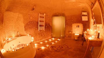 Suite Familiar (Stone Door) | Casa de banho | Artigos de higiene pessoal grátis, um secador de cabelo, chinelos