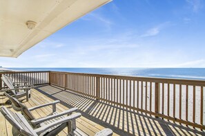 Pet Friendly, shared pool, directly beachfront! - Fort Morgan | Vrbo