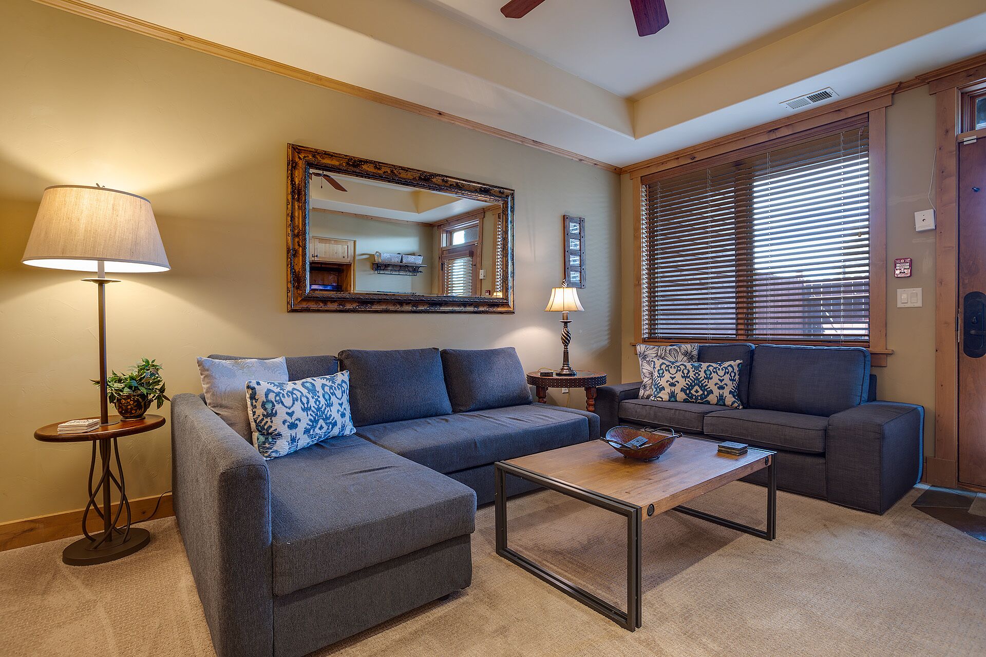 Al4110 | Private Courtyard With Hot Tub | Close To Mtn | Winter Shuttle | Pool - Steamboat Springs, CO