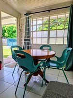 Casa de Campo, várias camas, cozinha | Cozinha privada | Um frigorífico, um micro-ondas, um forno, uma placa de cozinha