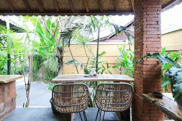 Pequeno-almoço inspirado na cozinha local diário (50000 IDR por pessoa)