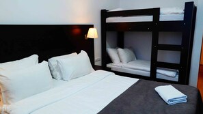 Roupa de alta qualidade, minibar, cortinas/cortinados opacos 