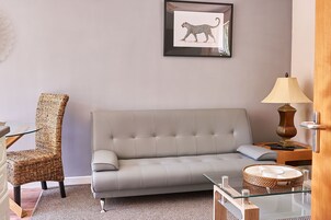 Bangalô, banheiro compartilhado | Lounge