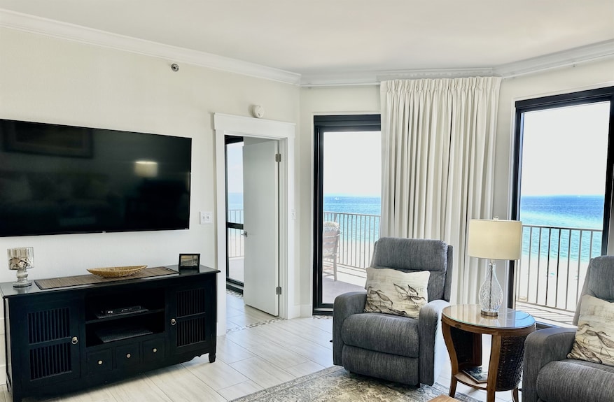 Condo De 3 Dormitorios Frente Al Mar Decorado Profesionalmente En El Piso 12! - Foley, AL