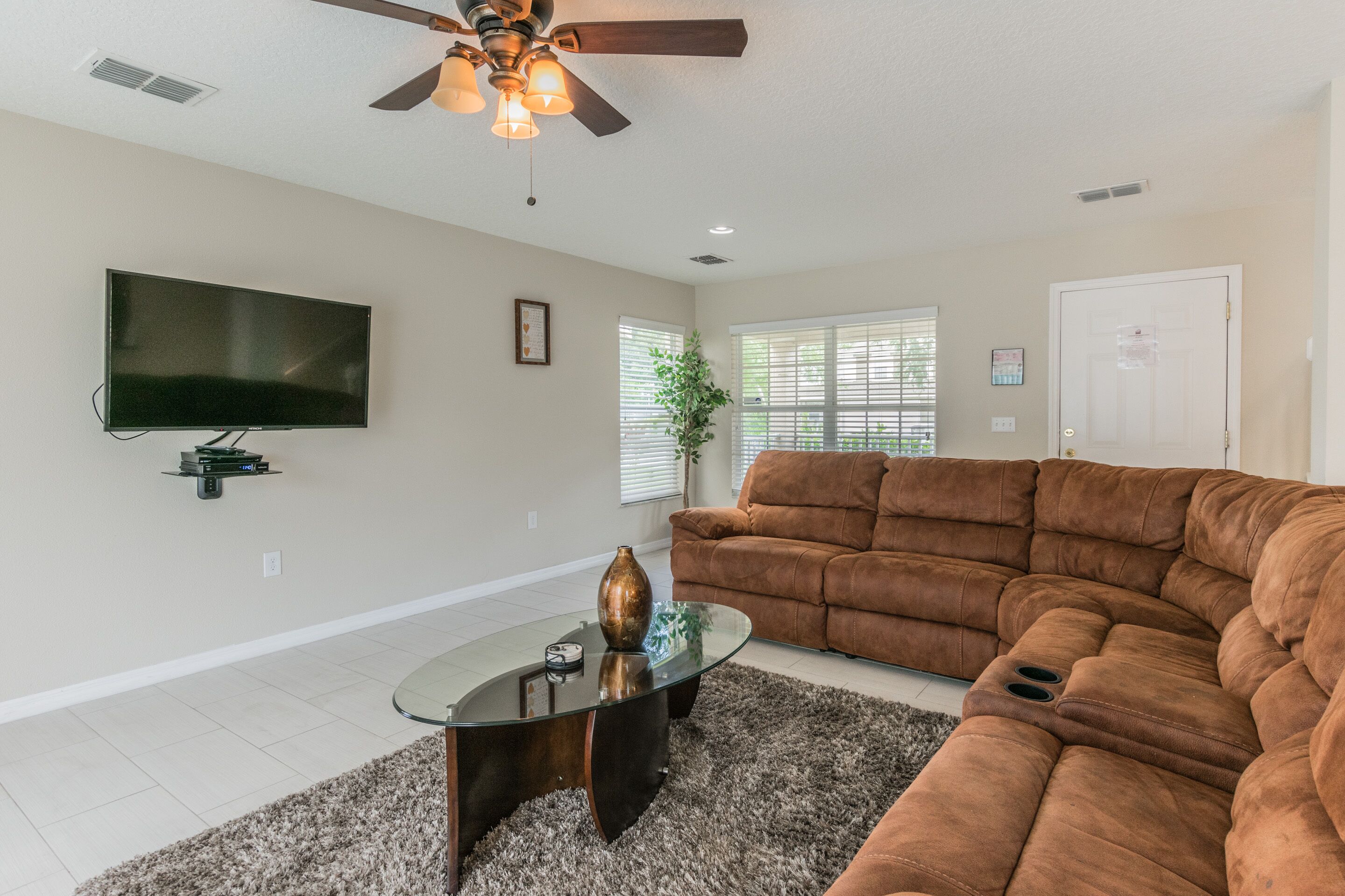 Deluxe 4 Bedroom Home, South Facing Pool, 4460 , Pets Considered - Orlando International Airport (MCO)