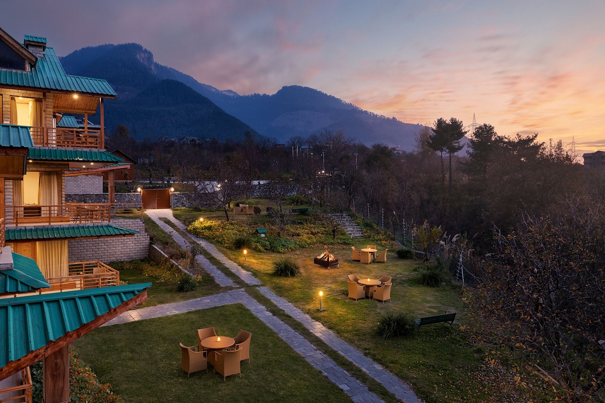 Baragarh Resort & Spa, Manali- IHCL SeleQtions Reviews, Deals & Photos ...