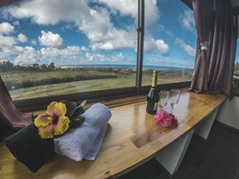 KAHUREA | Vista do quarto