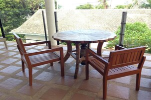 Two-Bedroom Apartment with Sea View | Terraço/pátio