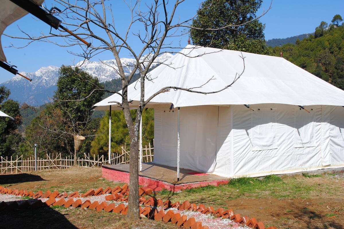 Tenda de Luxo, várias camas, vista para a colina, junto à montanha | Roupa de alta qualidade, camas desdobráveis, Wi-fi grátis 