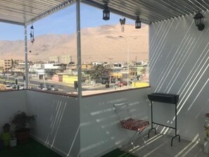 Apartamento, 2 quartos | Varanda