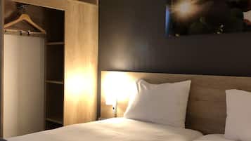 Quarto duplo standard | 1 quarto, individualmente decorados, individualmente mobiliados