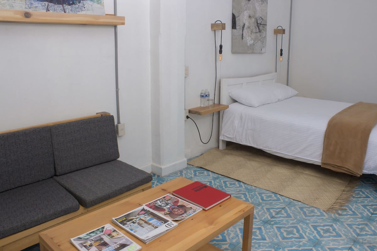 Estúdio | Secretária, Wi-fi grátis, roupa de cama fornecida
