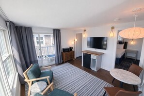 Panoramic Suite | Roupas de cama antialérgicas, camas com colchões pillow-top, frigobar