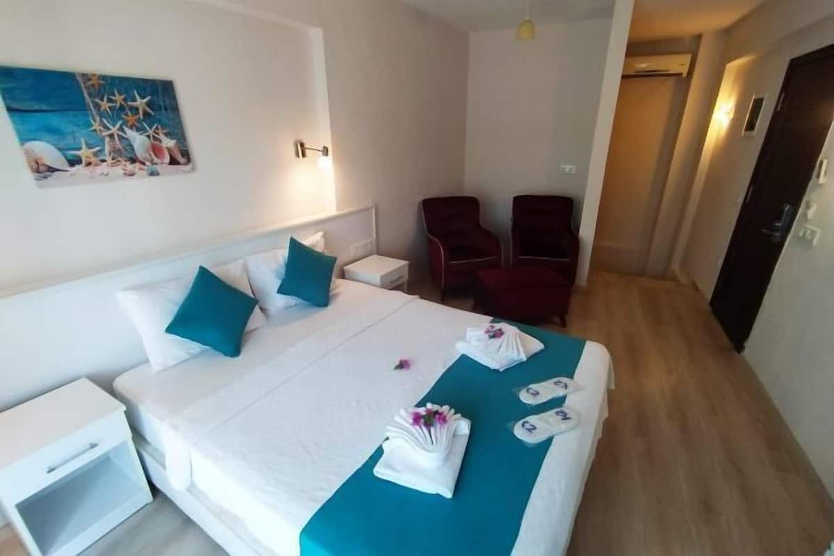 1 quarto, minibar, secretária, quartos insonorizados