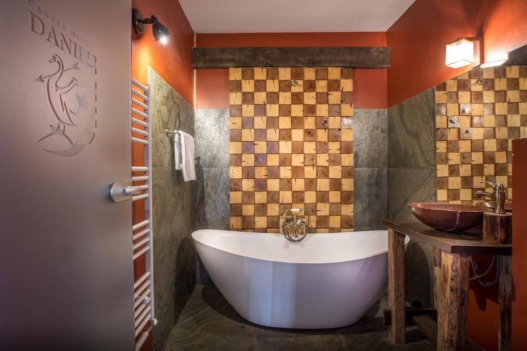 6 Best Castle Hotels In Romania | Trip101