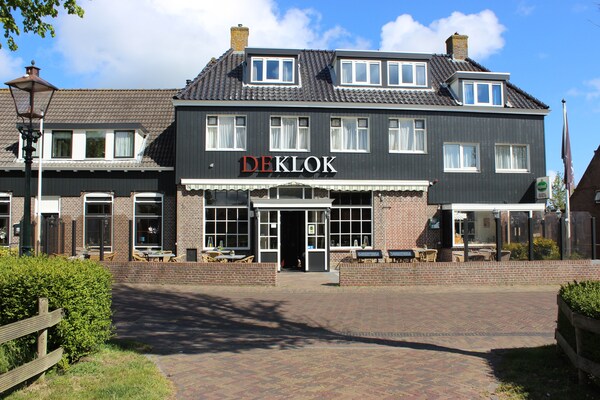Hotel De Klok - Nes