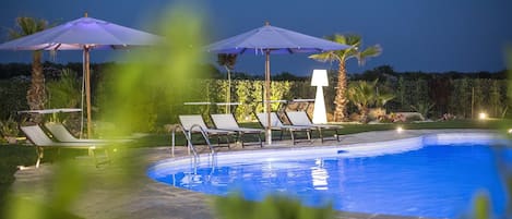 Piscina externa sazonal