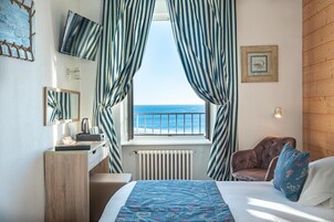 Roupa hipoalergénica, secretária, cortinas/cortinados opacos 