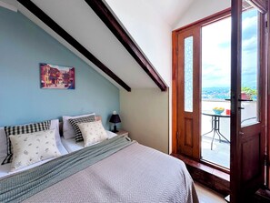 Quarto Duplo ou Twin Panorâmico | Roupa de alta qualidade, minibar, cofre no quarto