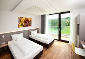 Quarto empresarial, 1 quarto, para não fumantes | Frigobar, cofres nos quartos, escrivaninha