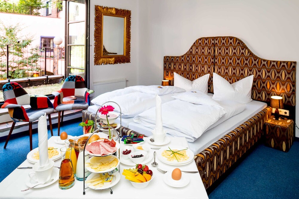 Doppelzimmer Comfort Mit Terrasse - Arthotel Magdeburg Gmbh - Magdeburg