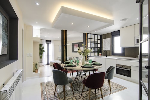 Unique & Refurbished - 2br 2bth - Atocha Arte - Madrid