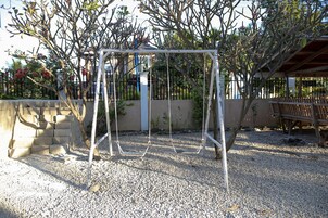 Área de recreio para crianças (ao ar livre)