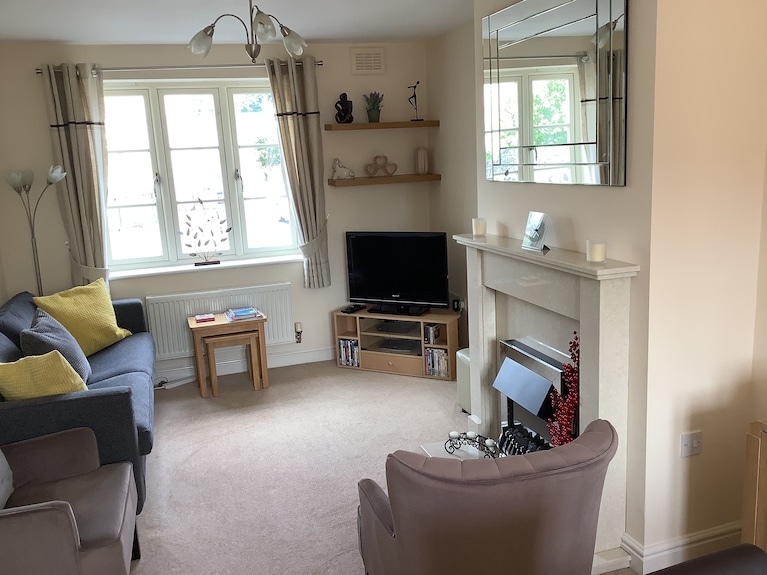 Well Equipped, Comfortable, Modern Semi Detached Cottage With Countryside Views - 더비셔