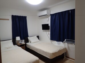 Quarto standard, para não fumantes | 1 quarto, escrivaninha, ferros/tábuas de passar roupa, Wi-Fi de cortesia