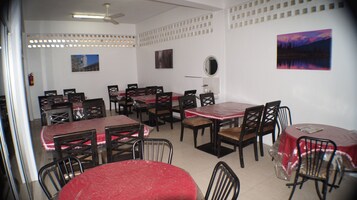 Pequeno-almoço continental diário incluído 