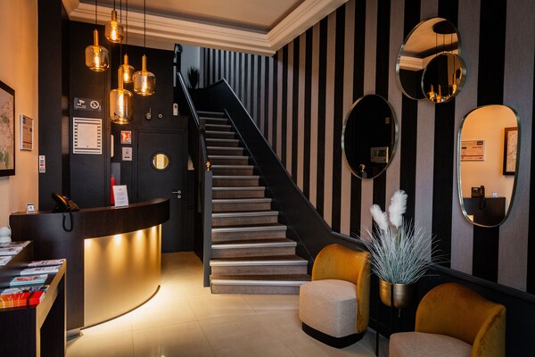 Hotel Astrid Caen Centre - Hérouville-Saint-Clair