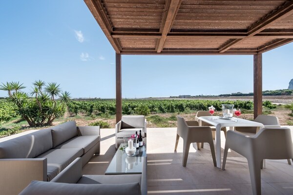 Calamoni Di Favignana Apartments & Wine Experience - Sicile