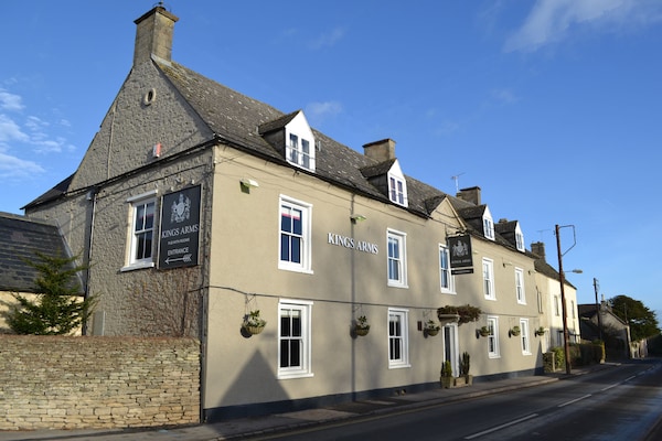 The Kings Arms - Wiltshire