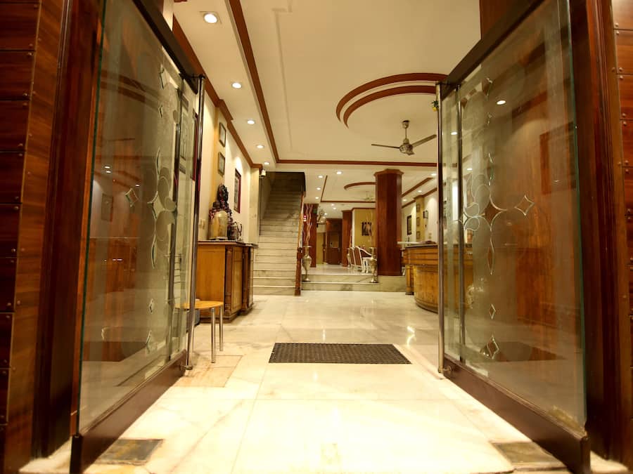 Entrada (vista interior)