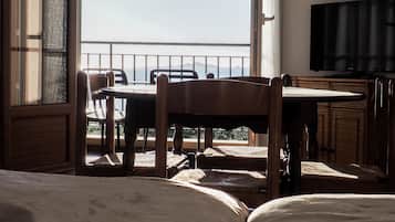 Apartamento, 1 quarto | Roupa de alta qualidade, cortinas/cortinados opacos