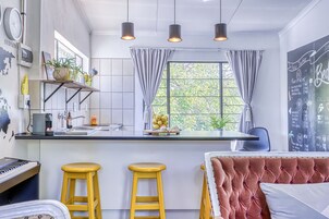 Apartamento Familiar, 2 quartos, vista para o jardim | Comodidade do quarto