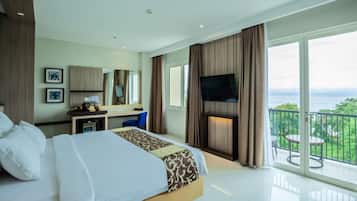 Suite Júnior | Cofre no quarto, secretária, cortinas/cortinados opacos, Wi-fi grátis